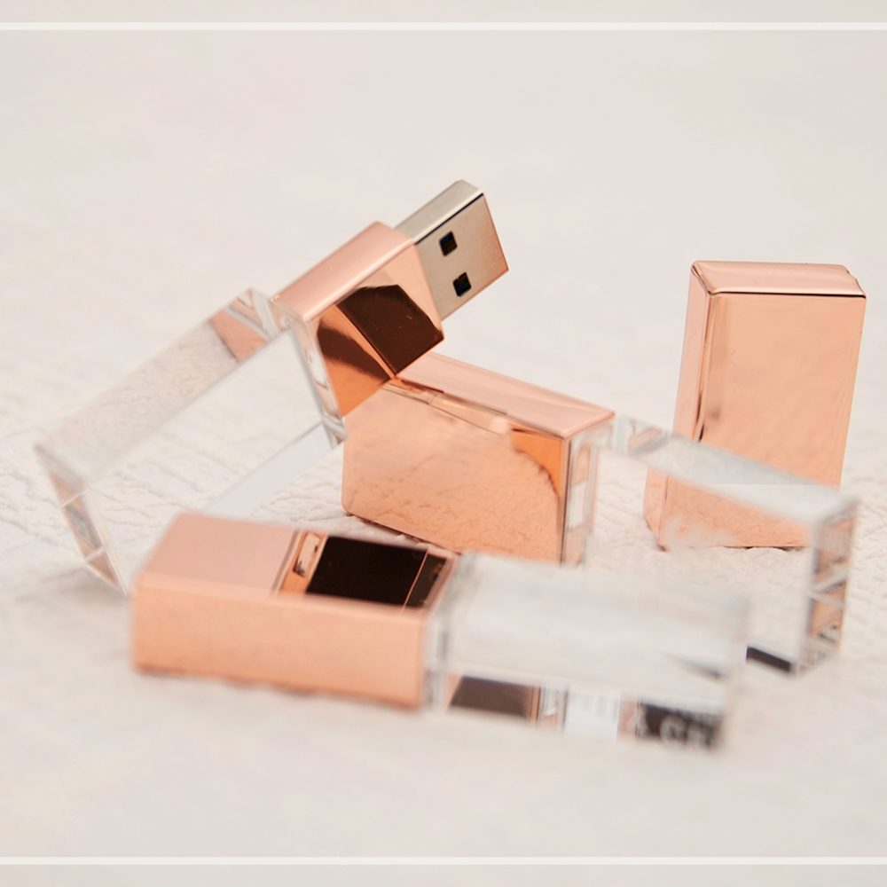Bespoke Kreativ | Rose Gold Crystal USB 3.0 Drive